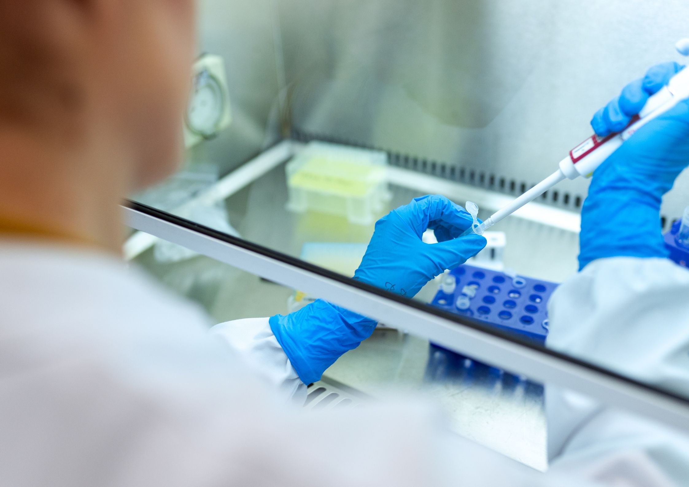 Community testing to be available for some key workers from early ...